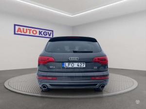 Grey Audi Q7 2013 in Kaunas, with an engine capacity of 3.00 L and mileage of 251 thousand km for 12899 €, photo 4 on AUTOMOTO.COM.LV