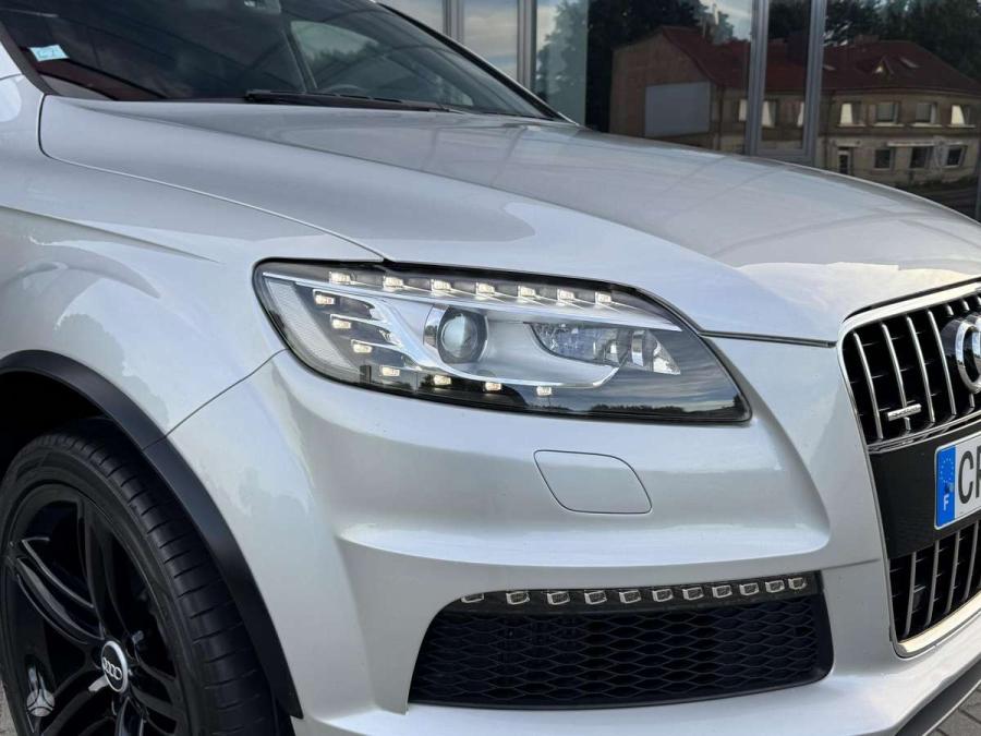 Grey Audi Q7 2013 in Klaipeda, with an engine capacity of 4.20 L and mileage of 200 thousand km for 12900 €, photo 11 on AUTOMOTO.COM.LV
