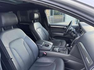 Grey Audi Q7 2013 in Klaipeda, with an engine capacity of 4.20 L and mileage of 200 thousand km for 12900 €, photo 30 on AUTOMOTO.COM.LV
