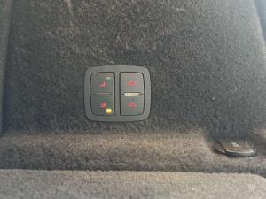 Grey Audi Q7 2013 in Klaipeda, with an engine capacity of 4.20 L and mileage of 200 thousand km for 12900 €, photo 35 on AUTOMOTO.COM.LV