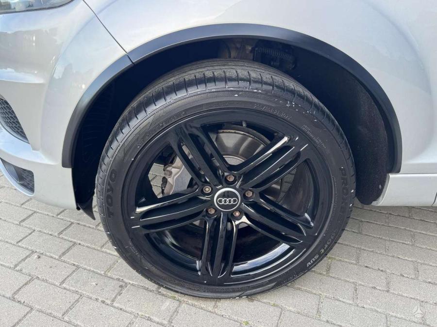 Grey Audi Q7 2013 in Klaipeda, with an engine capacity of 4.20 L and mileage of 200 thousand km for 12900 €, photo 36 on AUTOMOTO.COM.LV