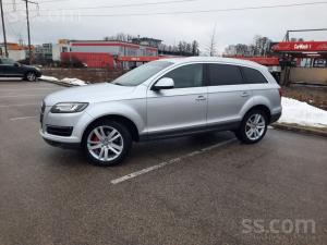 Grey Audi Q7 2013 in Riga, with an engine capacity of 3.00 L and mileage of 285 thousand km for 13000 €, photo 3 on AUTOMOTO.COM.LV