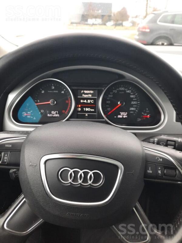 Grey Audi Q7 2013 in Riga, with an engine capacity of 3.00 L and mileage of 285 thousand km for 13000 €, photo 5 on AUTOMOTO.COM.LV