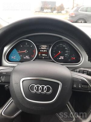 Grey Audi Q7 2013 in Riga, with an engine capacity of 3.00 L and mileage of 285 thousand km for 13000 €, photo 6 on AUTOMOTO.COM.LV