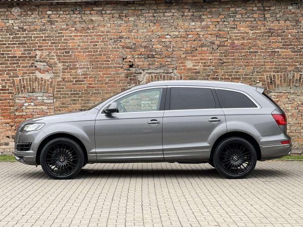 Grey Audi Q7 2013 in Kedainiai, with an engine capacity of 2.97 L and mileage of 285 thousand km for 12350 €, photo 10 on AUTOMOTO.COM.LV