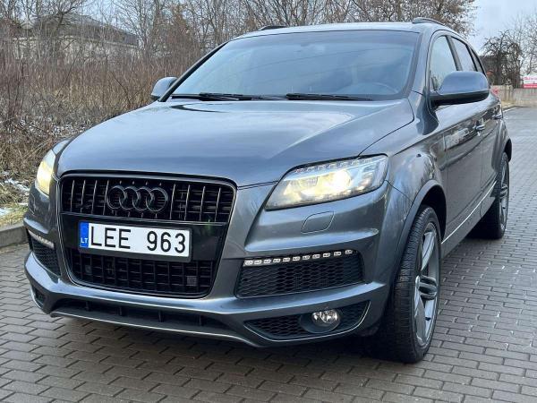 Pelēks Audi Q7 2014 Viļņa, ar dzinēja tilpumu 3.00 L un nobraukumu 147 tūkst. km par 19000 €, foto 1 vietnē AUTOMOTO.COM.LV