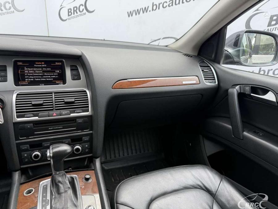 Grey Audi Q7 2014 in Klaipeda, with an engine capacity of 3.00 L and mileage of 277 thousand km for 6000 €, photo 6 on AUTOMOTO.COM.LV