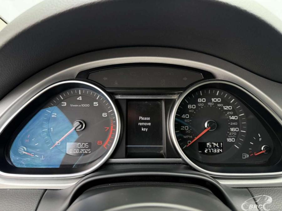 Grey Audi Q7 2014 in Klaipeda, with an engine capacity of 3.00 L and mileage of 277 thousand km for 6000 €, photo 27 on AUTOMOTO.COM.LV