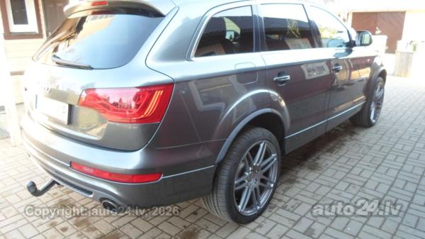 Grey Audi Q7 2014 in Tallinn, with an engine capacity of 3.00 L and mileage of 275 thousand km for 13790 €, photo 4 on AUTOMOTO.COM.LV