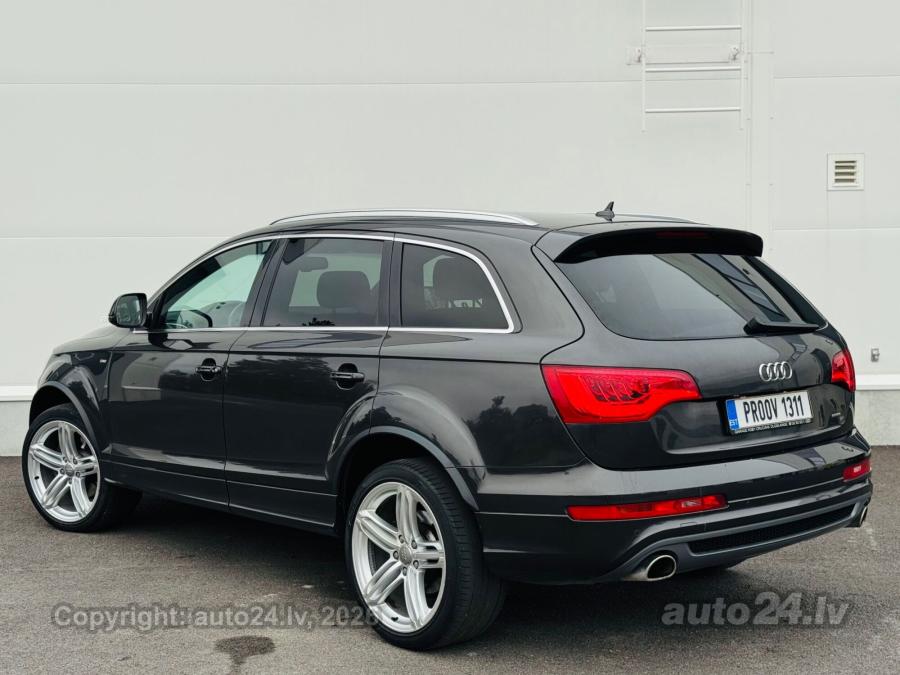 Grey Audi Q7 2014 in Tallinn, with an engine capacity of 3.00 L and mileage of 247 thousand km for 11999 €, photo 5 on AUTOMOTO.COM.LV