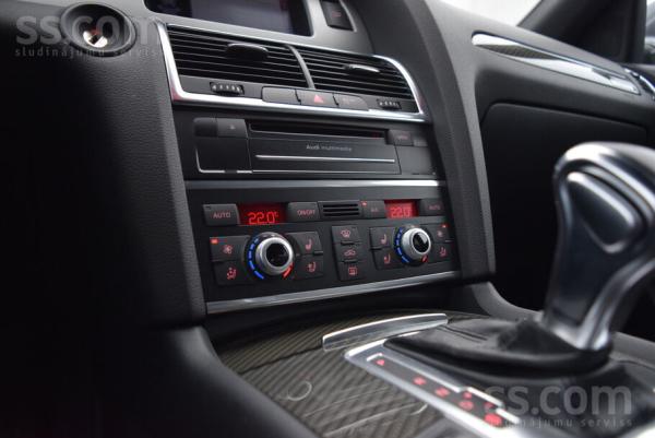 Grey Audi Q7 2014 in Riga, with an engine capacity of 4.20 L and mileage of 247 thousand km for 13500 €, photo 6 on AUTOMOTO.COM.LV