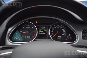 Grey Audi Q7 2014 in Riga, with an engine capacity of 4.20 L and mileage of 247 thousand km for 13500 €, photo 12 on AUTOMOTO.COM.LV