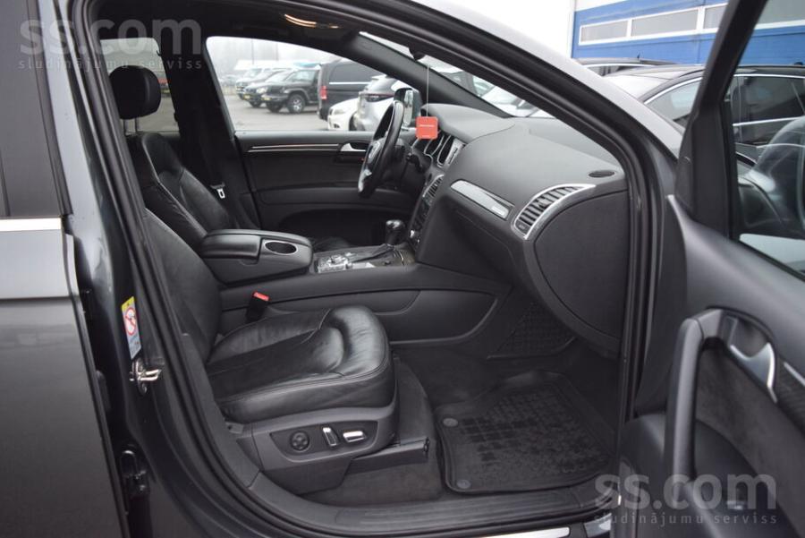 Grey Audi Q7 2014 in Riga, with an engine capacity of 4.20 L and mileage of 247 thousand km for 13500 €, photo 13 on AUTOMOTO.COM.LV