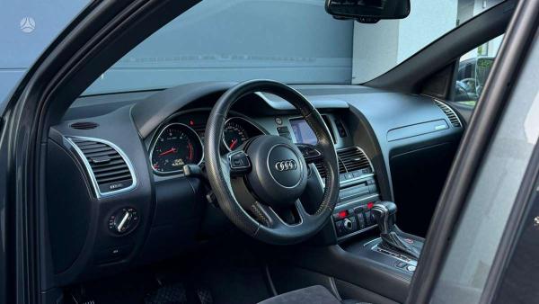 Pelēks Audi Q7 2014 Jonava, ar dzinēja tilpumu 2.97 L un nobraukumu 195 tūkst. km par 14800 €, foto 9 vietnē AUTOMOTO.COM.LV