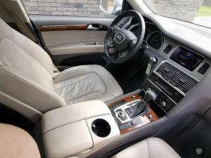 Grey Audi Q7 2014 in Vilnius, with an engine capacity of 3.00 L and mileage of 245 thousand km for 11500 €, photo 15 on AUTOMOTO.COM.LV