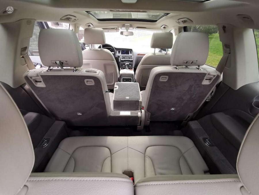 Grey Audi Q7 2014 in Vilnius, with an engine capacity of 3.00 L and mileage of 245 thousand km for 11500 €, photo 23 on AUTOMOTO.COM.LV