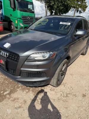 Grey Audi Q7 2014 in Klaipeda, with an engine capacity of 3.00 L and mileage of 205 thousand km for 7200 €, photo 3 on AUTOMOTO.COM.LV