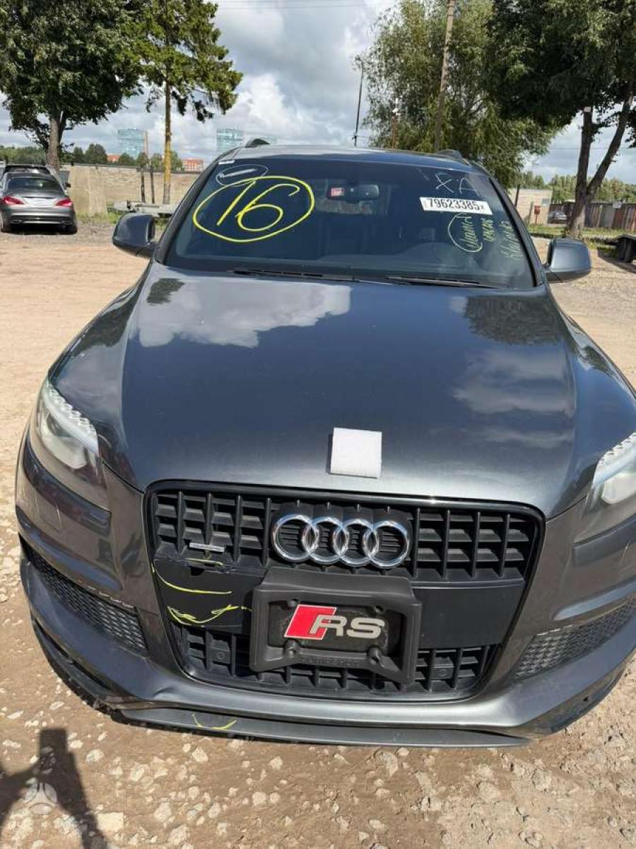 Grey Audi Q7 2014 in Klaipeda, with an engine capacity of 3.00 L and mileage of 205 thousand km for 7200 €, photo 7 on AUTOMOTO.COM.LV
