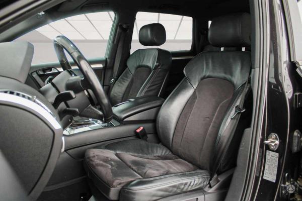 Grey Audi Q7 2014 in Kaunas, with an engine capacity of 3.00 L and mileage of 219 thousand km for 13990 €, photo 9 on AUTOMOTO.COM.LV