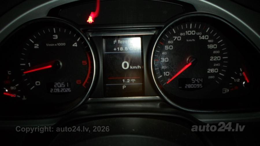 Grey Audi Q7 2014 in Polva, with an engine capacity of 3.00 L and mileage of 280 thousand km for 11800 €, photo 16 on AUTOMOTO.COM.LV