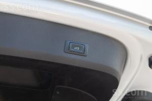 Grey Audi Q7 2014 in Bauska, with an engine capacity of 3.00 L and mileage of 295 thousand km for 12600 €, photo 19 on AUTOMOTO.COM.LV