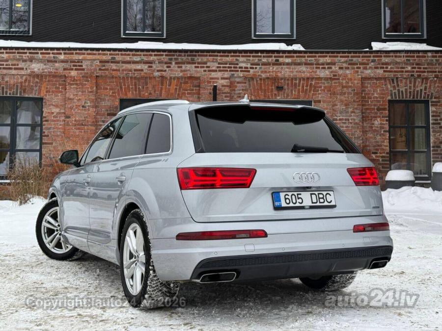 Grey Audi Q7 2015 in Tallinn, with an engine capacity of 3.00 L and mileage of 181 thousand km for 24999 €, photo 10 on AUTOMOTO.COM.LV