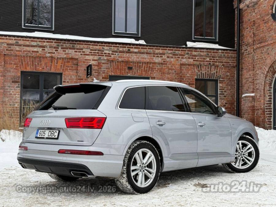 Grey Audi Q7 2015 in Tallinn, with an engine capacity of 3.00 L and mileage of 181 thousand km for 24999 €, photo 14 on AUTOMOTO.COM.LV