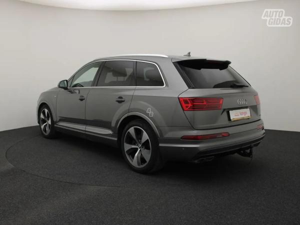 Grey Audi Q7 2015 in Vilnius, with an engine capacity of 3.00 L and mileage of 194 thousand km for 25799 €, photo 7 on AUTOMOTO.COM.LV