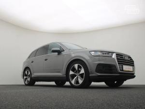 Grey Audi Q7 2015 in Vilnius, with an engine capacity of 3.00 L and mileage of 194 thousand km for 25799 €, photo 12 on AUTOMOTO.COM.LV
