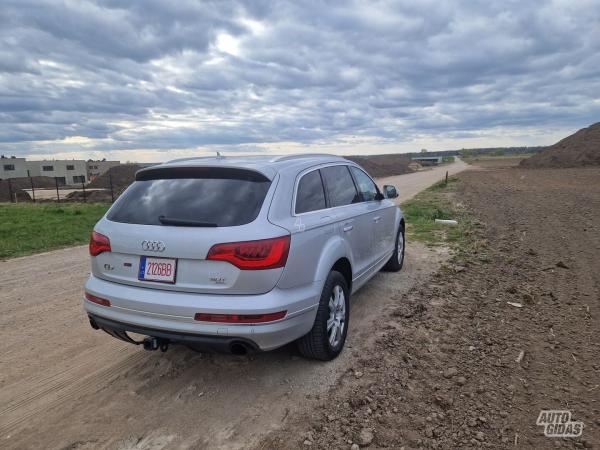 Grey Audi Q7 2015 in Kaunas, with an engine capacity of 3.00 L and mileage of 161 thousand km for 10400 €, photo 5 on AUTOMOTO.COM.LV