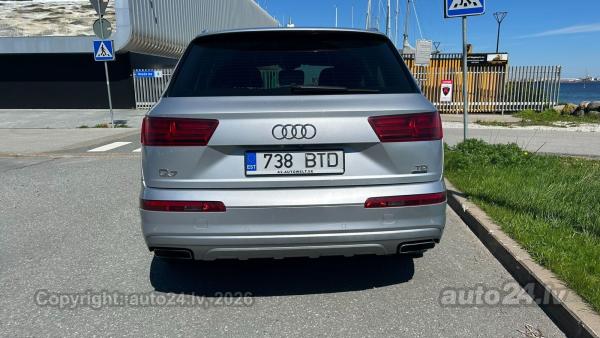Grey Audi Q7 2015 in Tallinn, with an engine capacity of 3.00 L and mileage of 223 thousand km for 24900 €, photo 6 on AUTOMOTO.COM.LV