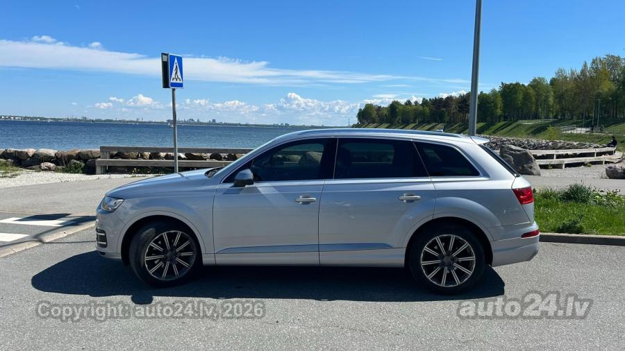 Grey Audi Q7 2015 in Tallinn, with an engine capacity of 3.00 L and mileage of 223 thousand km for 24900 €, photo 8 on AUTOMOTO.COM.LV