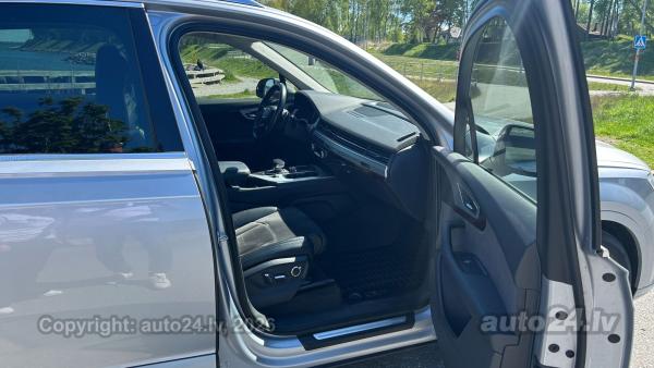 Grey Audi Q7 2015 in Tallinn, with an engine capacity of 3.00 L and mileage of 223 thousand km for 24900 €, photo 9 on AUTOMOTO.COM.LV
