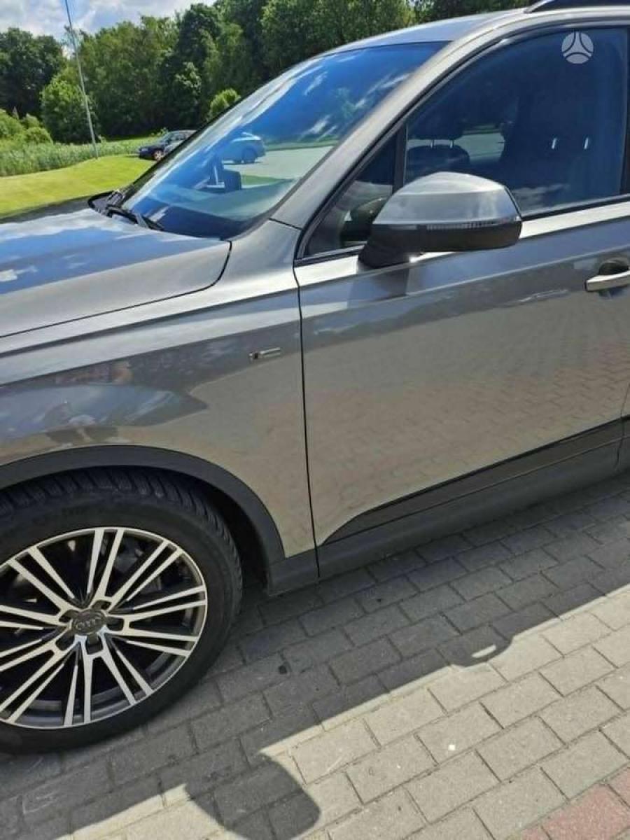 Grey Audi Q7 2015 in Plunge, with an engine capacity of 2.97 L and mileage of 296 thousand km for 19000 €, photo 5 on AUTOMOTO.COM.LV