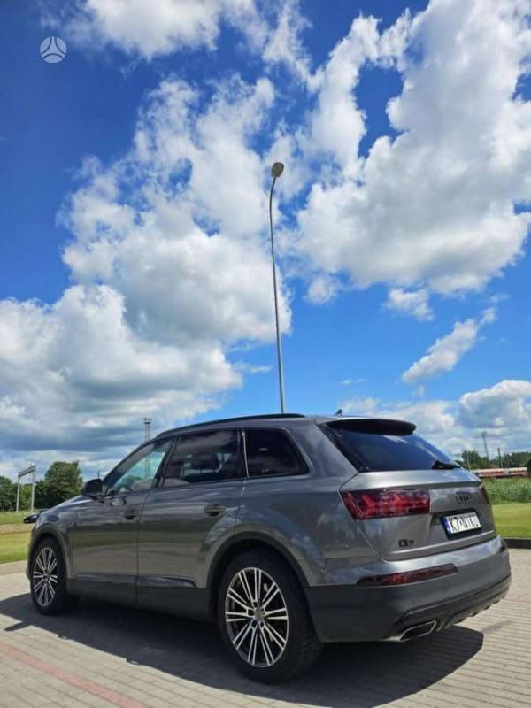 Pelēks Audi Q7 2015 Plungė, ar dzinēja tilpumu 2.97 L un nobraukumu 296 tūkst. km par 19000 €, foto 5 vietnē AUTOMOTO.COM.LV