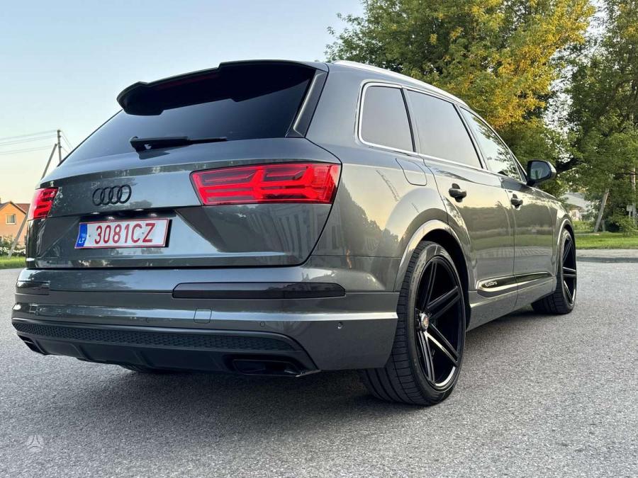 Grey Audi Q7 2015 in Vilkaviskis, with an engine capacity of 2.97 L and mileage of 221 thousand km for 26000 €, photo 12 on AUTOMOTO.COM.LV