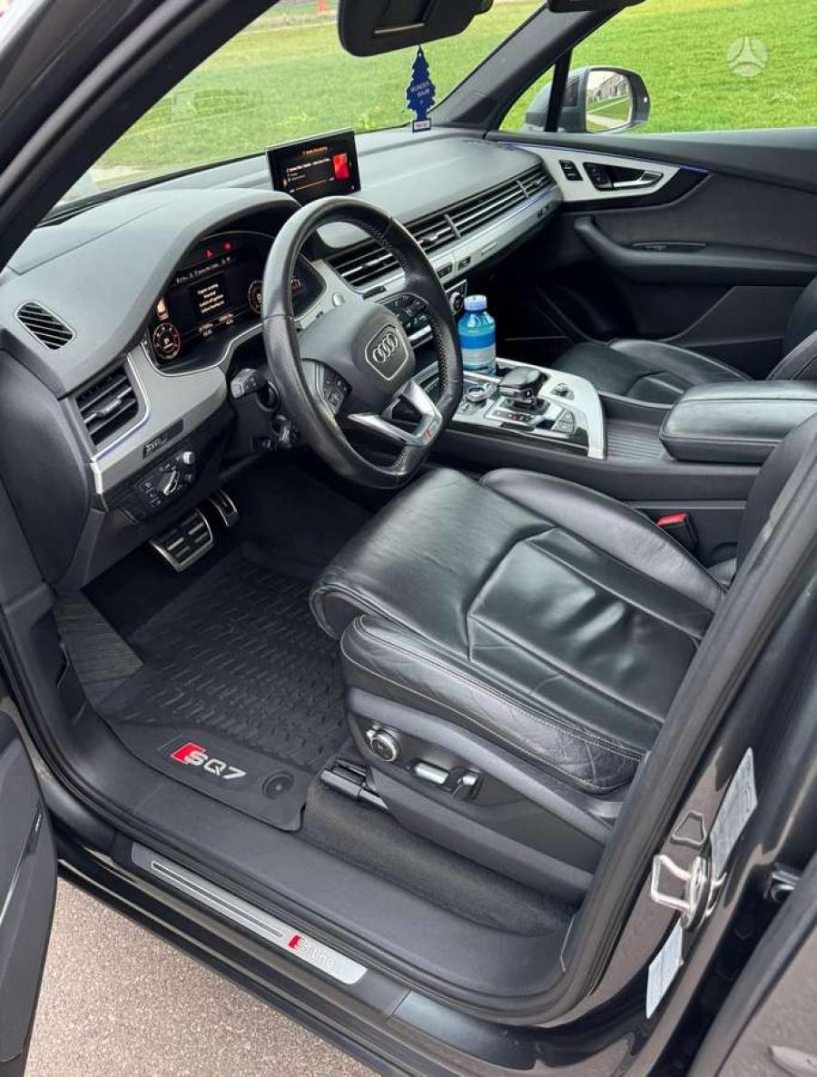 Grey Audi Q7 2015 in Vilkaviskis, with an engine capacity of 2.97 L and mileage of 221 thousand km for 26000 €, photo 17 on AUTOMOTO.COM.LV