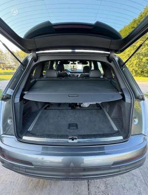Grey Audi Q7 2015 in Vilkaviskis, with an engine capacity of 2.97 L and mileage of 221 thousand km for 26000 €, photo 25 on AUTOMOTO.COM.LV