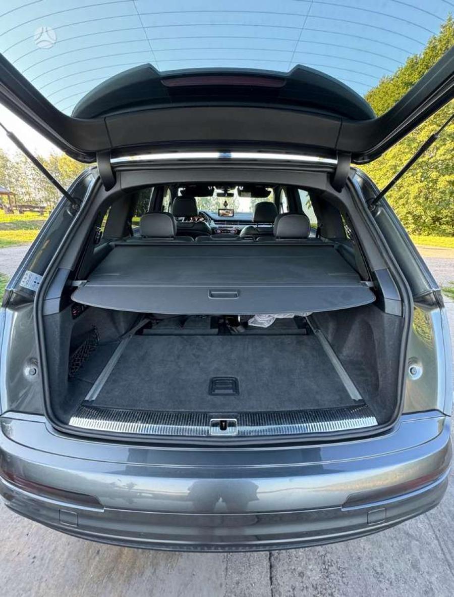 Grey Audi Q7 2015 in Vilkaviskis, with an engine capacity of 2.97 L and mileage of 221 thousand km for 26000 €, photo 25 on AUTOMOTO.COM.LV