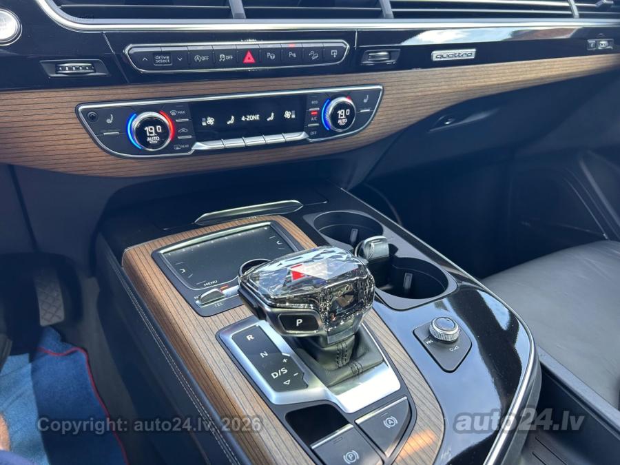 Серый Ауди Ку 7 2015 в Таллин, объемом двигателя 3.00 л и пробегом 249 тыс. км за 25950 €, фото 21 на AUTOMOTO.COM.LV