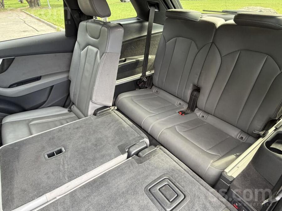Pelēks Audi Q7 2015 Rīga, ar dzinēja tilpumu 3.00 L un nobraukumu 280 tūkst. km par 18250 €, foto 12 vietnē AUTOMOTO.COM.LV
