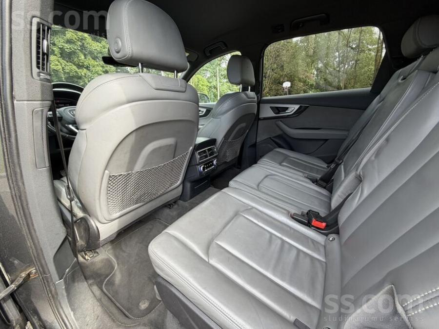 Pelēks Audi Q7 2015 Rīga, ar dzinēja tilpumu 3.00 L un nobraukumu 280 tūkst. km par 18250 €, foto 13 vietnē AUTOMOTO.COM.LV