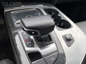 Pelēks Audi Q7 2015 Rīga, ar dzinēja tilpumu 3.00 L un nobraukumu 280 tūkst. km par 18250 €, foto 17 vietnē AUTOMOTO.COM.LV