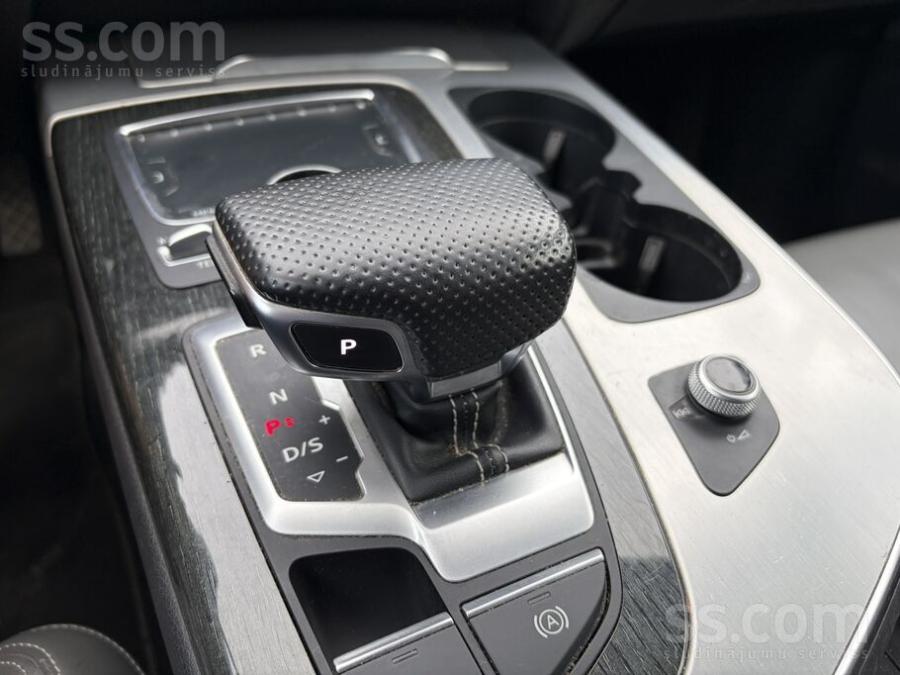 Pelēks Audi Q7 2015 Rīga, ar dzinēja tilpumu 3.00 L un nobraukumu 280 tūkst. km par 18250 €, foto 17 vietnē AUTOMOTO.COM.LV