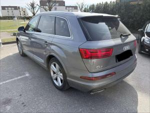 Grey Audi Q7 2015 in Kaunas, with an engine capacity of 3.00 L and mileage of 330 thousand km for 20000 €, photo 4 on AUTOMOTO.COM.LV
