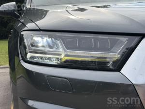 Grey Audi Q7 2015 in Riga, with an engine capacity of 3.00 L and mileage of 275 thousand km for 17950 €, photo 7 on AUTOMOTO.COM.LV