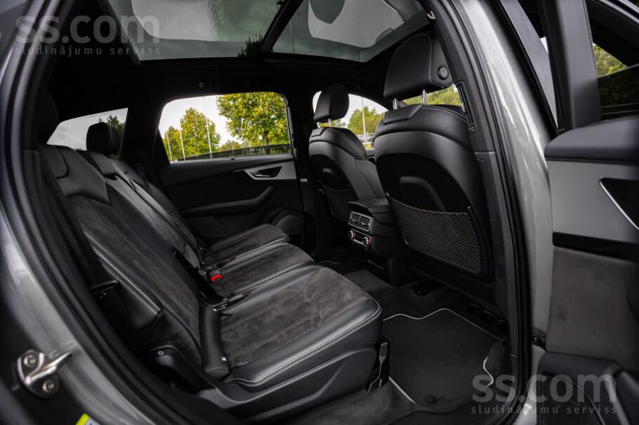 Grey Audi Q7 2015 in Jelgava, with an engine capacity of 3.00 L and mileage of 0 thousand km for 26400 €, photo 9 on AUTOMOTO.COM.LV