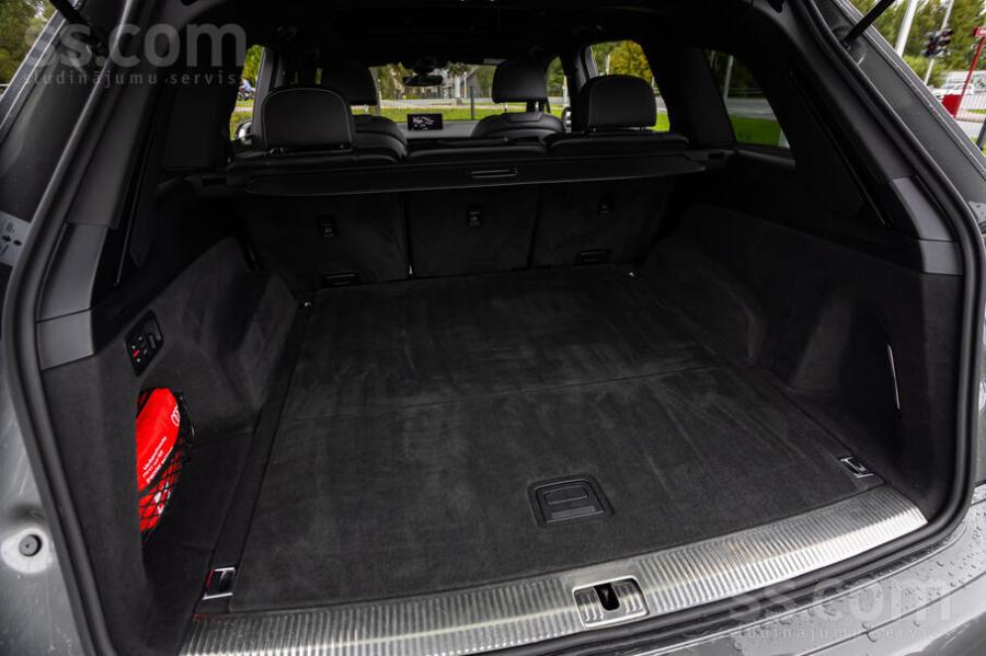 Grey Audi Q7 2015 in Jelgava, with an engine capacity of 3.00 L and mileage of 0 thousand km for 26400 €, photo 16 on AUTOMOTO.COM.LV