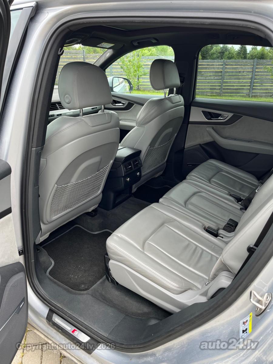 Pelēks Audi Q7 2015 Tallina, ar dzinēja tilpumu 3.00 L un nobraukumu 265 tūkst. km par 23000 €, foto 6 vietnē AUTOMOTO.COM.LV