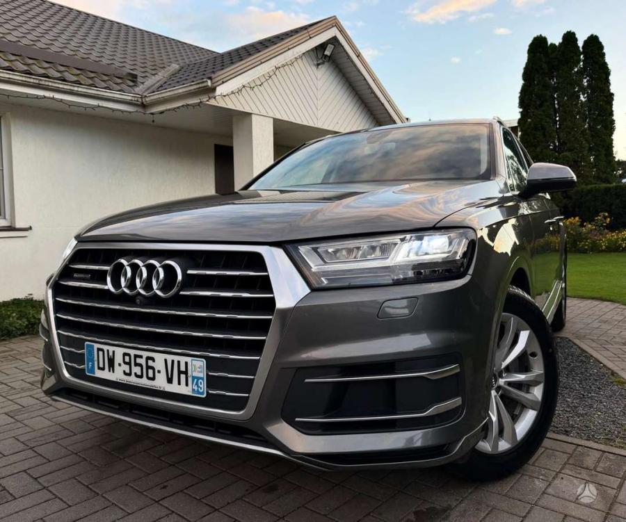Grey Audi Q7 2015 in Kaunas, with an engine capacity of 3.00 L and mileage of 300 thousand km for 15850 €, photo 14 on AUTOMOTO.COM.LV